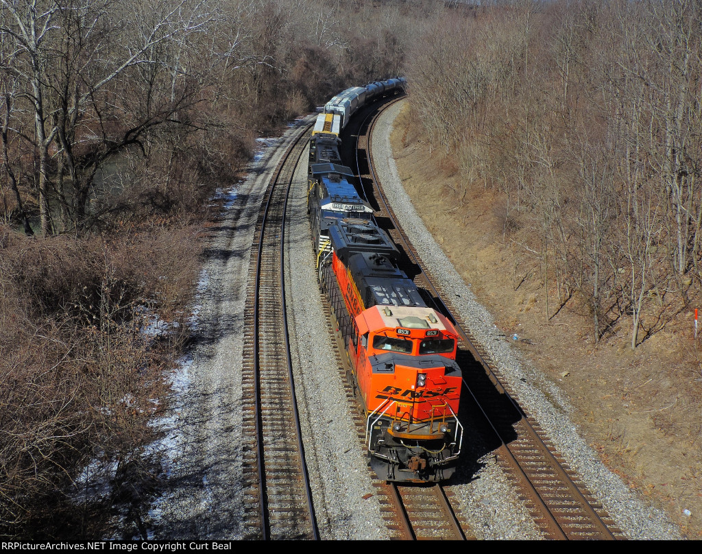 BNSF 8531, NS 4258, NS 1812